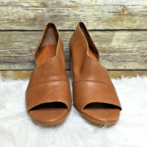 1. State | Shoes | State Amble Tan Brown Leather Block Heel Sandals ...